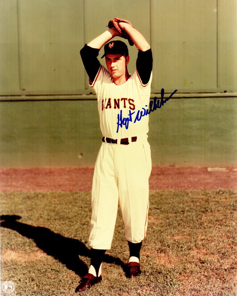 Hoyt Wilhelm Signed Giants Pitching Pose 8×10 Photo – Schwartz Sports ...